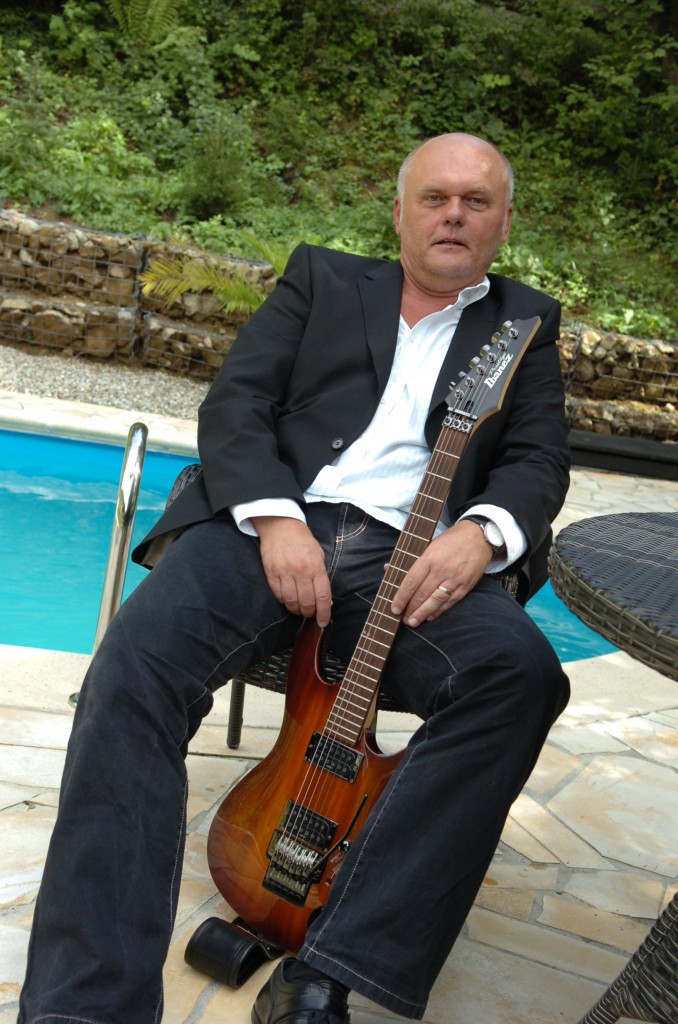 english | CONNY CONRAD – over 45 years on stage!